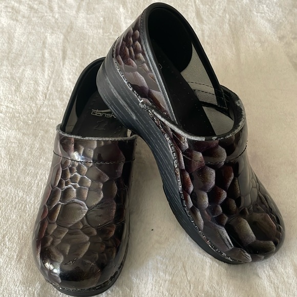 Dansko | Shoes | Dansko Professional Clogseu 37 Us Sz 7 | Poshmark
